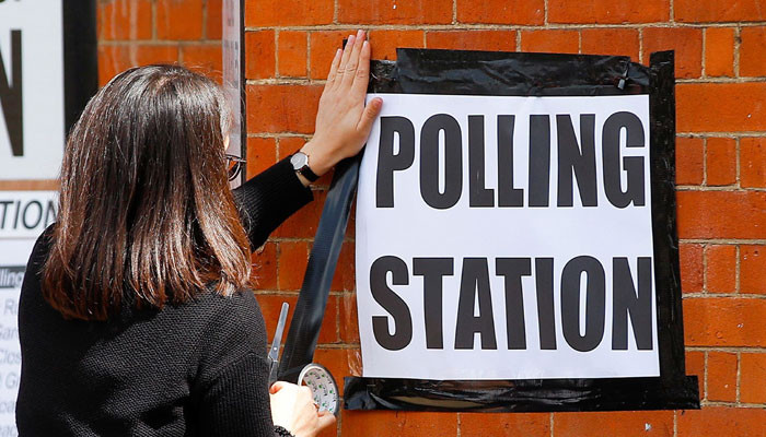 انگلینڈ اور ویلز میں آج لوکل کونسلر، میئرز، پولیس و کرائم کمشنرز کے ...