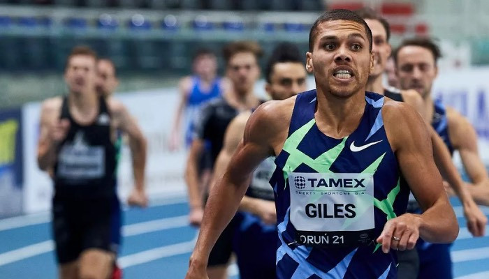Britain's Elliot Giles makes history with record-breaking road mile ...