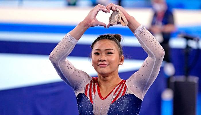 What is Olympic medalist gymnast Suni Lee’s relationship status?