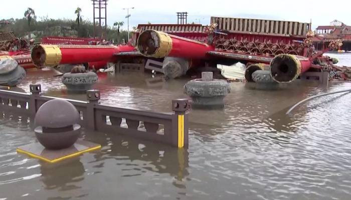 Typhoon Danas kills two in Taiwan, thousands evacuate as storm nears China