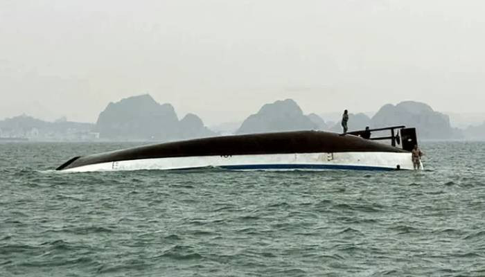 Ha Long Bay disaster claims 34 lives after tourist boat overturns