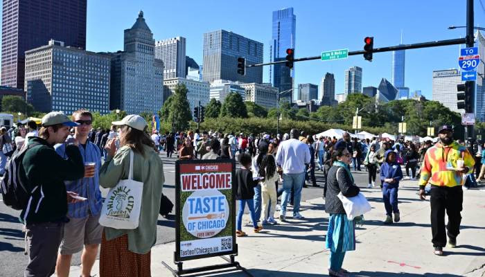 Taste of Chicago kicks off in Grant Park with dozens of food stalls