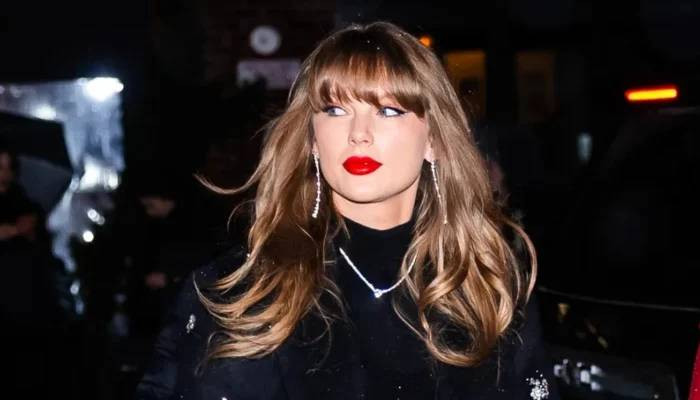 Taylor Swift gets sweet surprise from NFL commissioner before album release