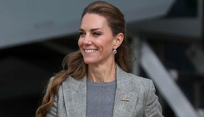 Kate Middleton wins internet with powerful move amid RAF Coningsby visit