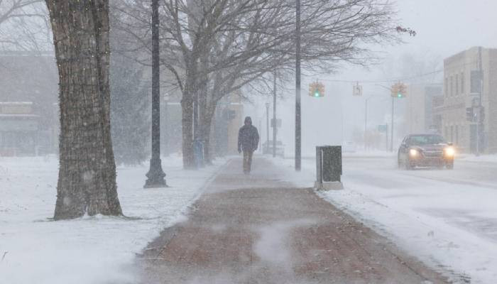US winter storm alert: Heavy snow, strong winds set to hit northern states