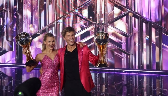 'DWTS' season 34 winner: Robert Irwin, Witney Carson win Mirrorball Trophy