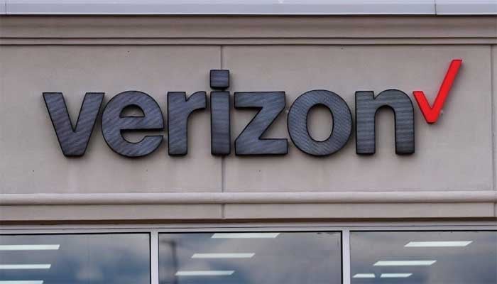 Verizon receives FCC approval for $1 billion spectrum acquisition