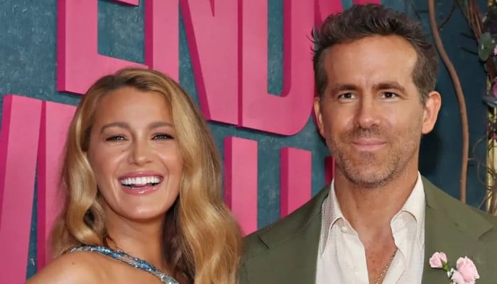 Blake Lively posts cheeky couple moment with Ryan Reynolds amid public ...