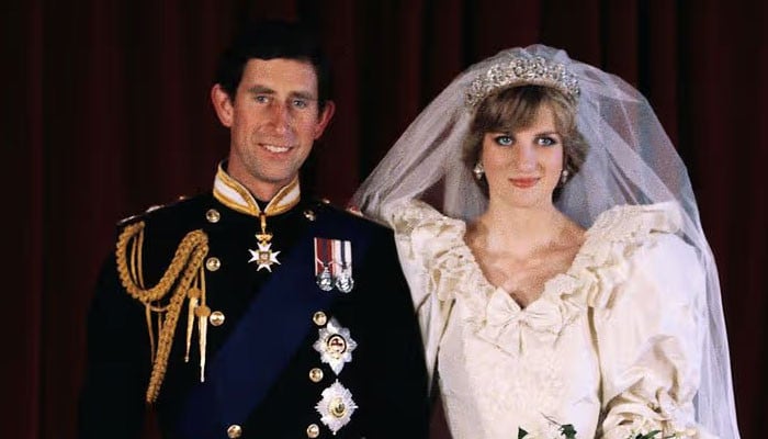 King Charles honours Princess Diana’s wedding dress designer in ...