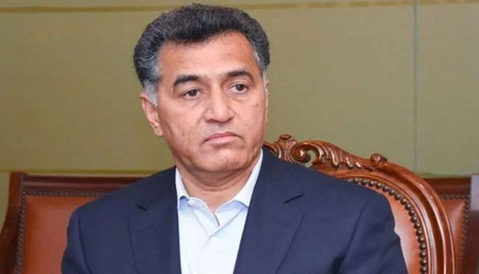 فیض آباد دھرنا کمیشن: فیض حمید ایک بار پھر پیش نہ ہوئے، ذرائع