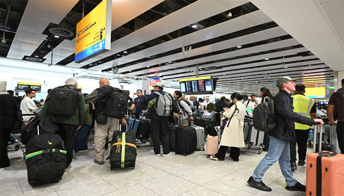 برطانیہ: ہوائی اڈوں پر سائبر حملے کا الزام، 1 شخص گرفتار