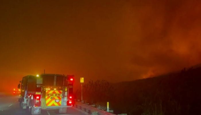 Bain Fire Update: 1,375 acres burned, 4 injured in Jurupa Valley wildfire